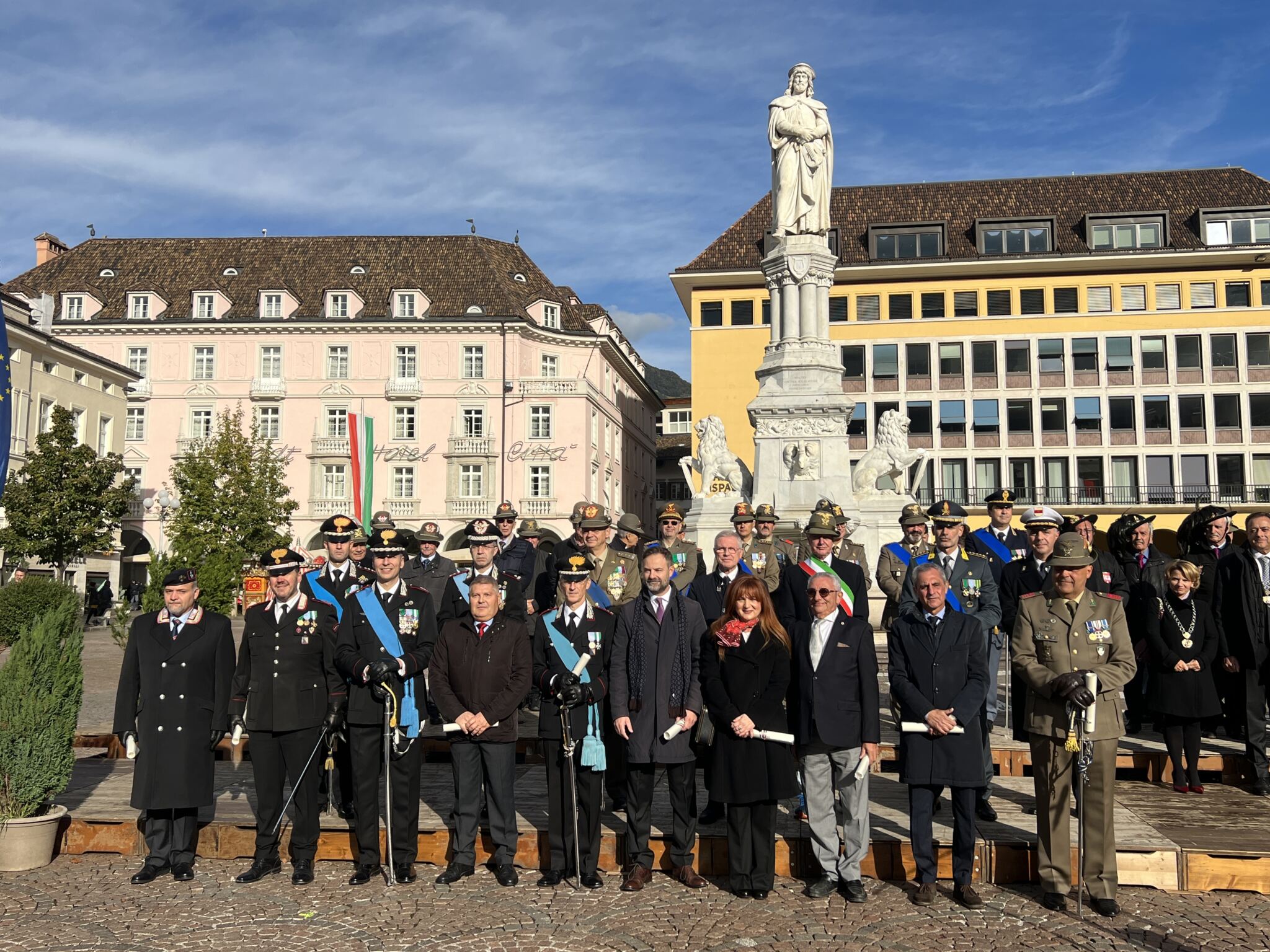 Feierlichkeiten zum Tag der Streitkräfte – Südtirol News